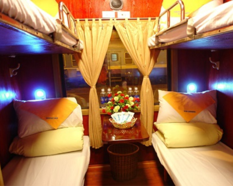 Pumpkin Express Train: All You Need To Know Before Booking