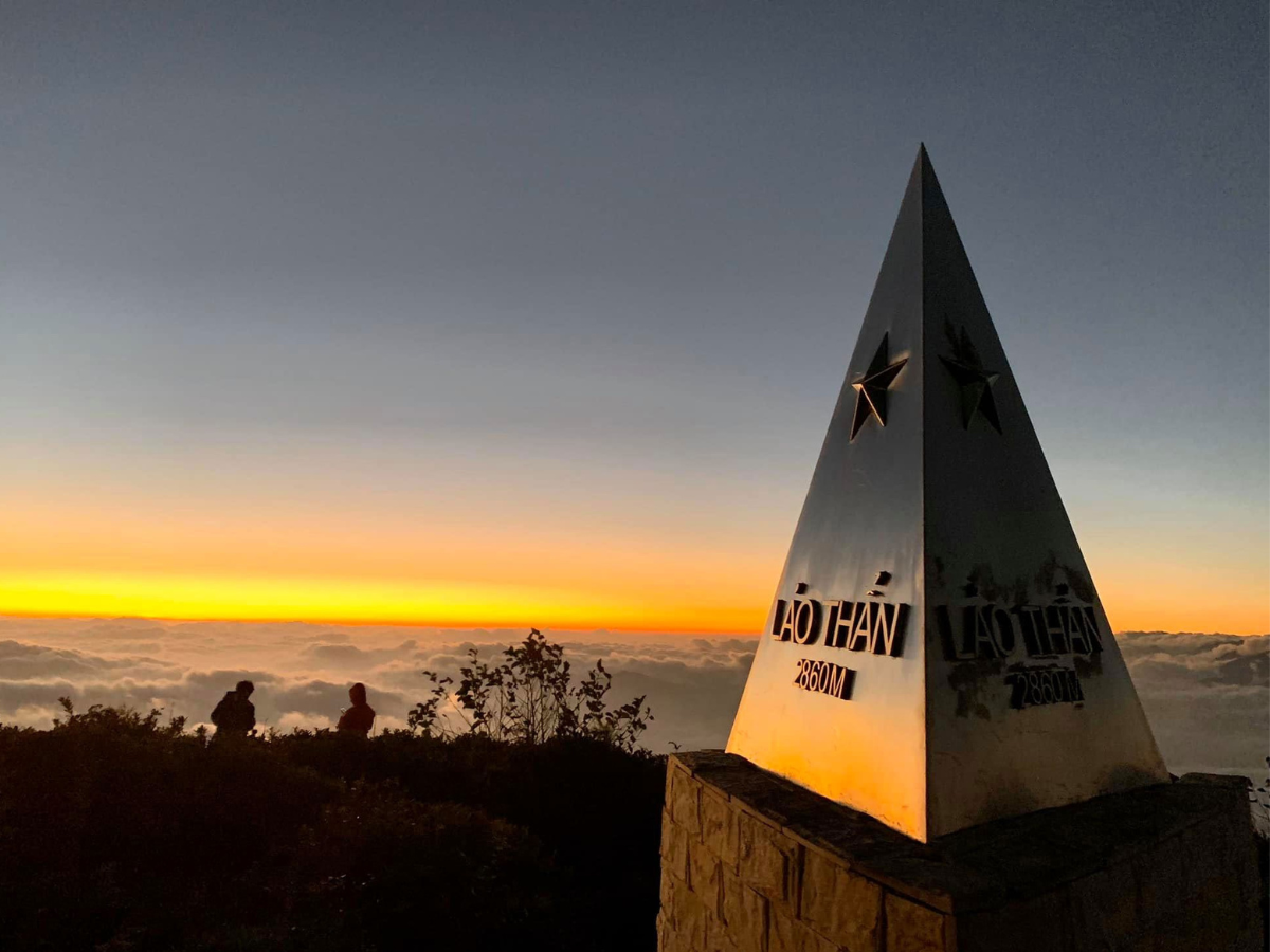 Trekking Lao Than Mountain | Ultimate Trekking Tour In Sa Pa